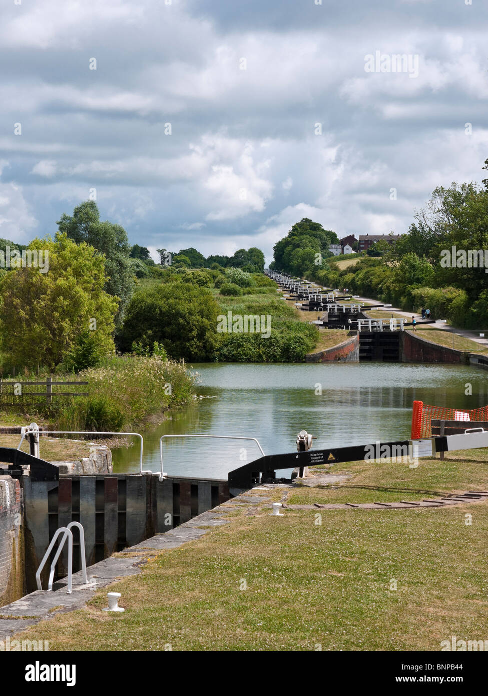 Caen Hill Locks with a steep row of 16 locks just outside Devizes ...