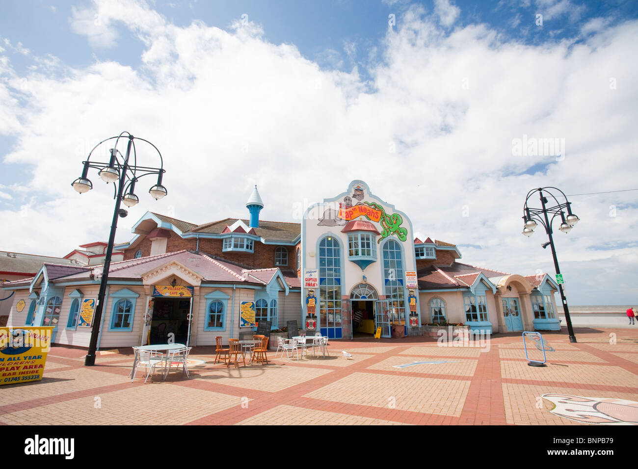 Rhyl Promenade Stock Photos & Rhyl Promenade Stock Images - Alamy