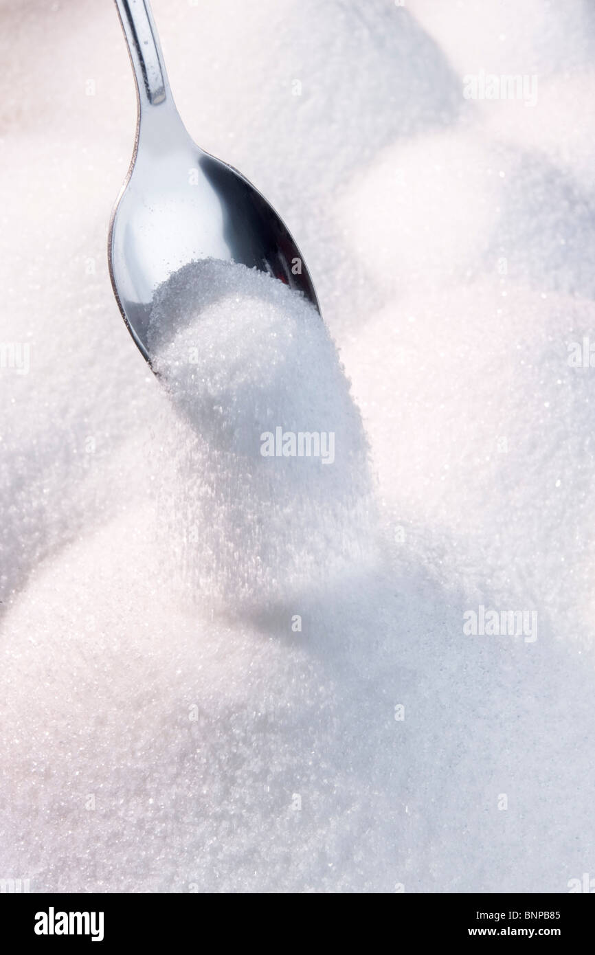 Spoonful sugar pouring hi-res stock photography and images - Alamy