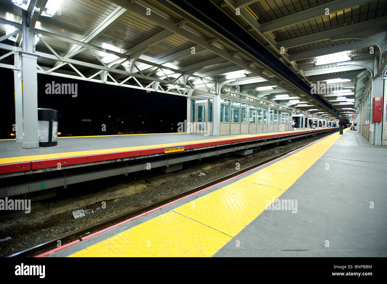 Train Station Platform, Queens, New York, USA Stock Photo - Alamy