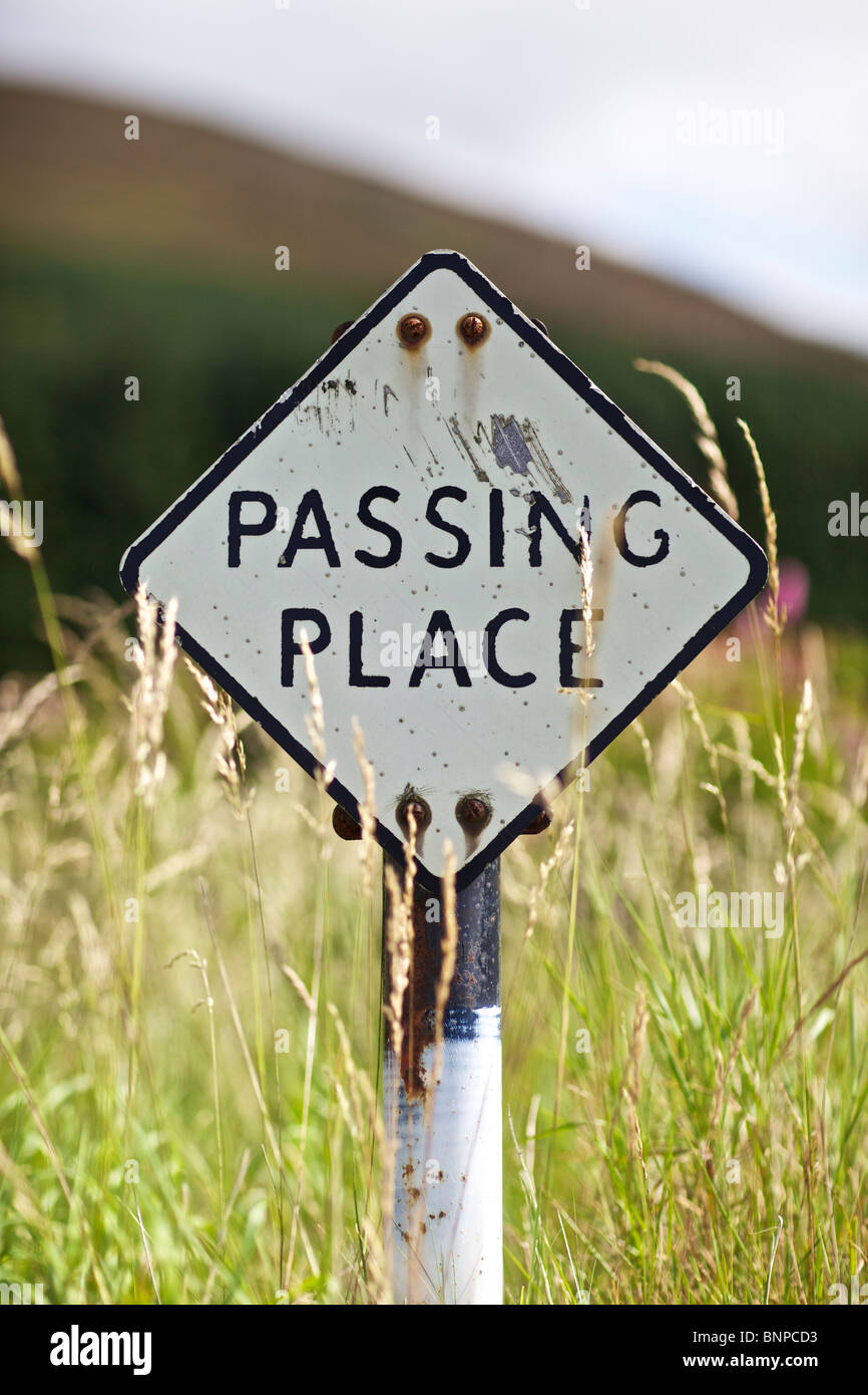 Passing highlands hi-res stock photography and images - Alamy