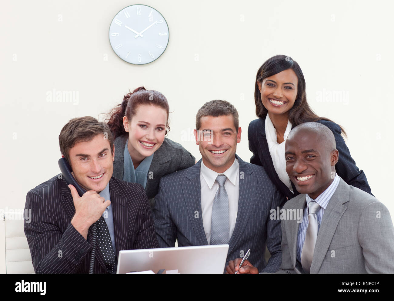Group of people smiling Stock Photo - Alamy