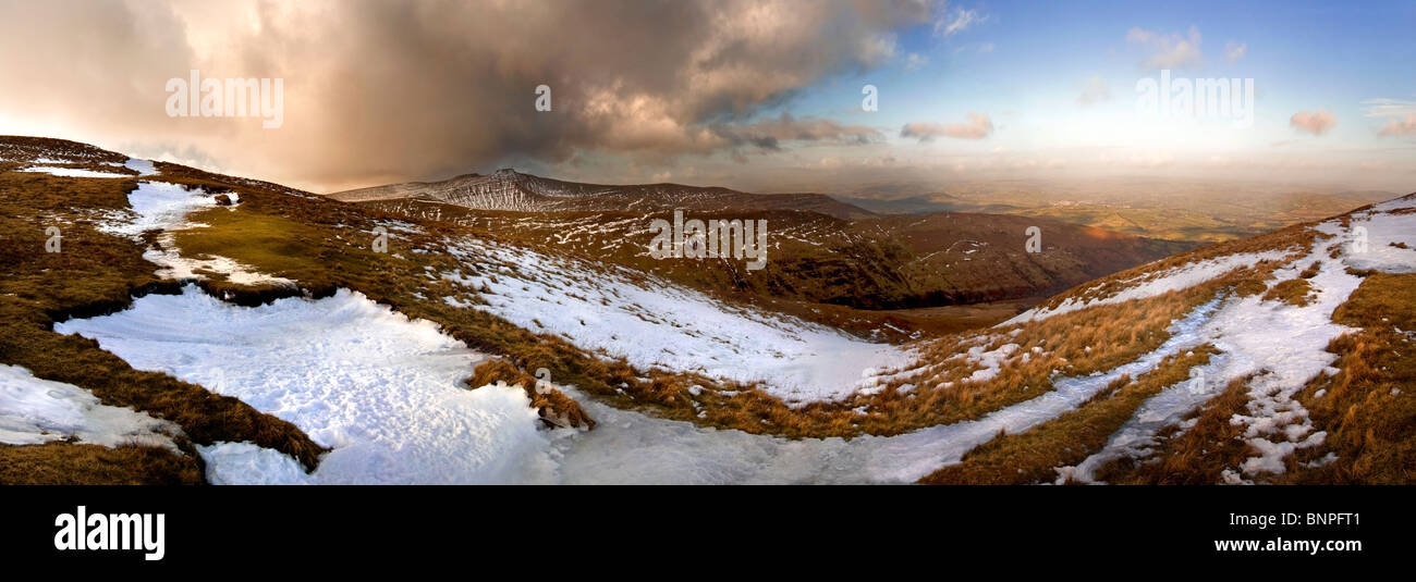 Brecon Beacons in winter Stock Photo - Alamy