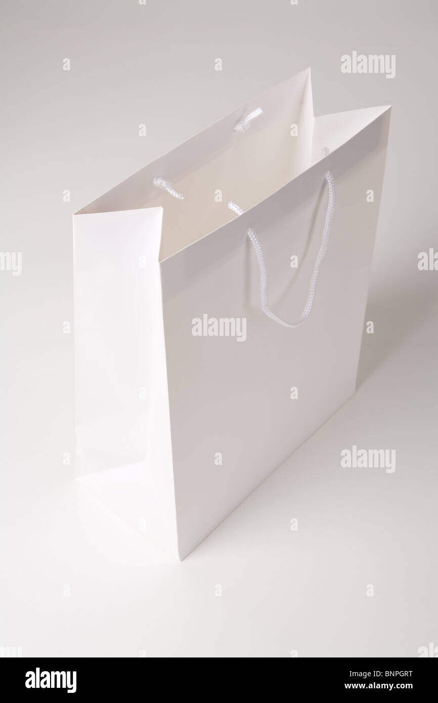 White Shopping Bag close up shot Stock Photo - Alamy