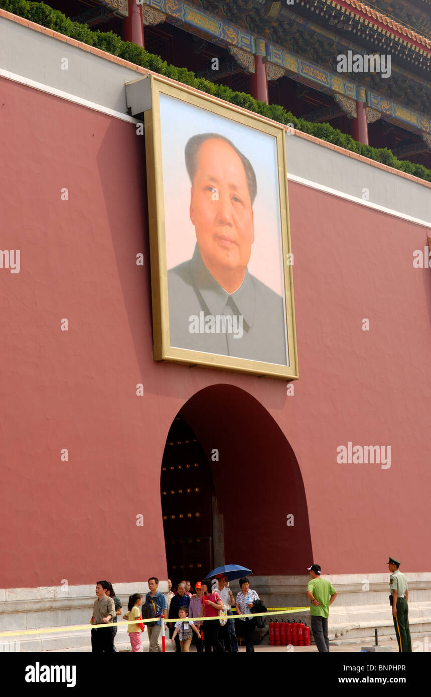 Mao zedong poster forward hi-res stock photography and images - Alamy