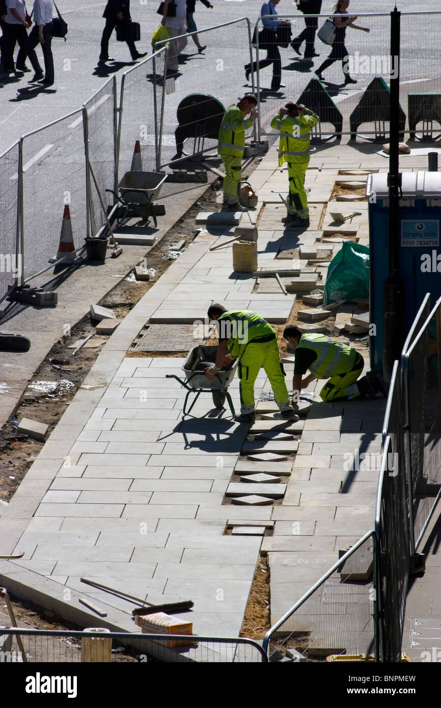 Contractors traffic hi-res stock photography and images - Alamy