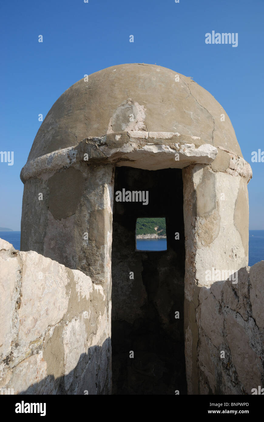 Turret walls hi-res stock photography and images - Alamy