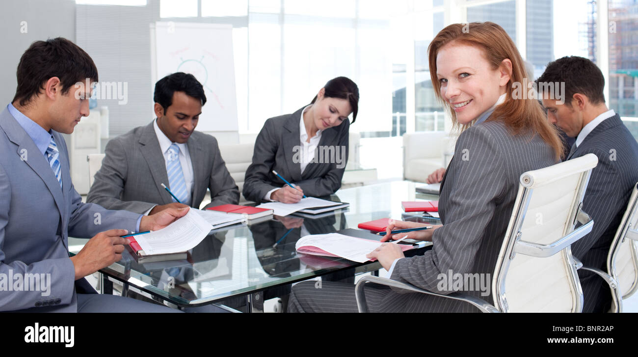 International business team in a meeting Stock Photo - Alamy