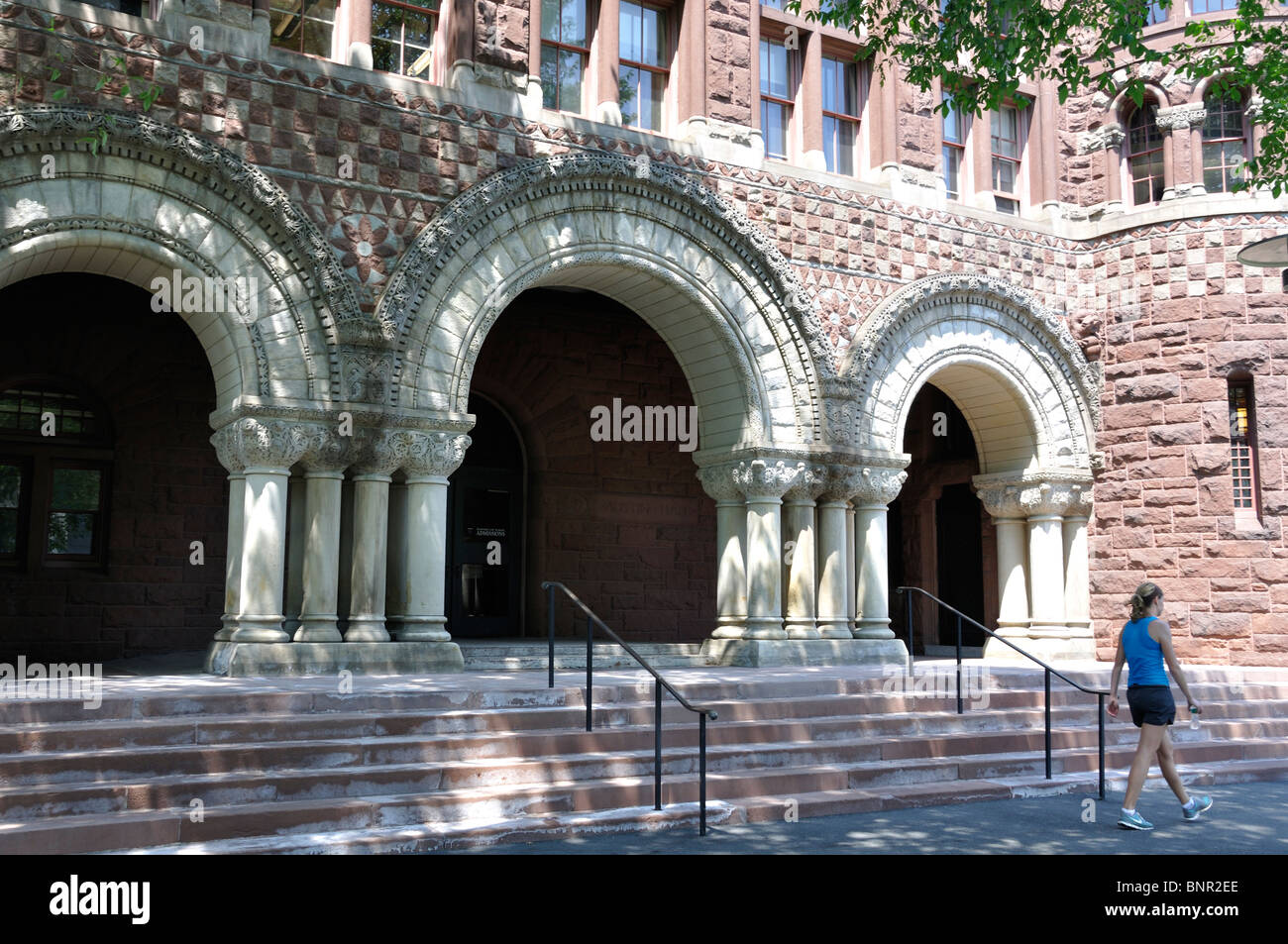Harvard law school hi-res stock photography and images - Alamy