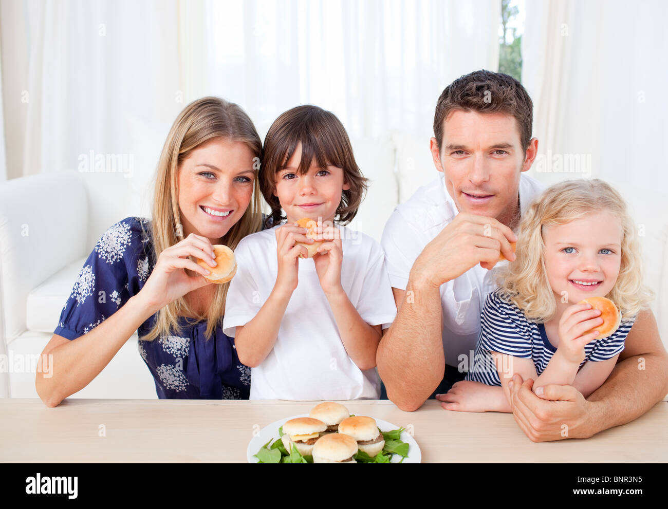 Father eating burgers hi-res stock photography and images - Alamy