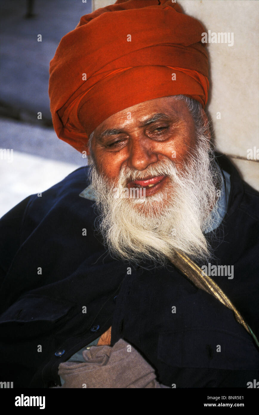 Sikh guru or elder, Delhi, India Stock Photo - Alamy