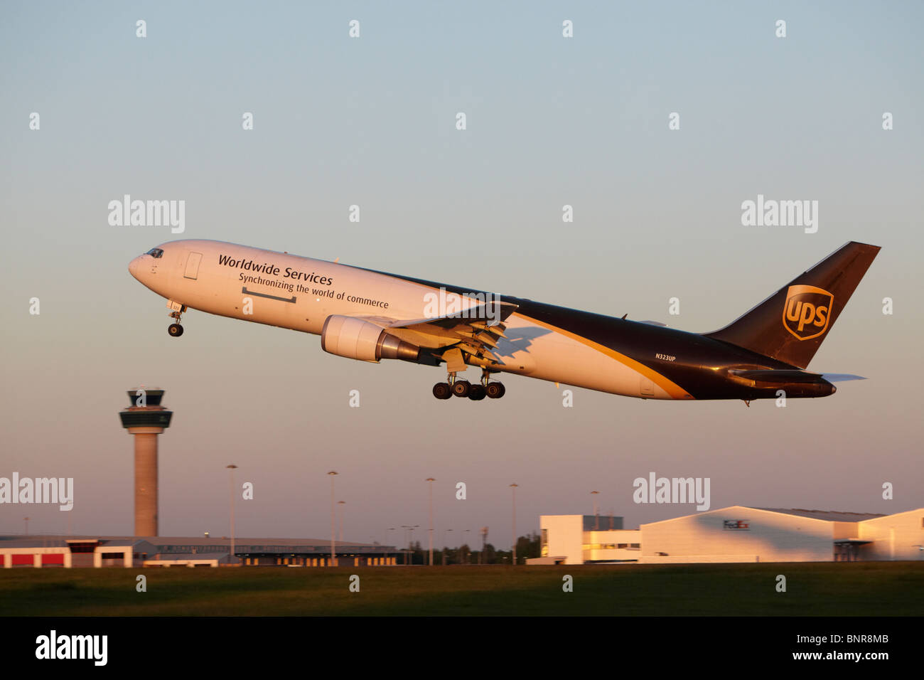 Plane Taking Off Sunset High Resolution Stock Photography and Images ...