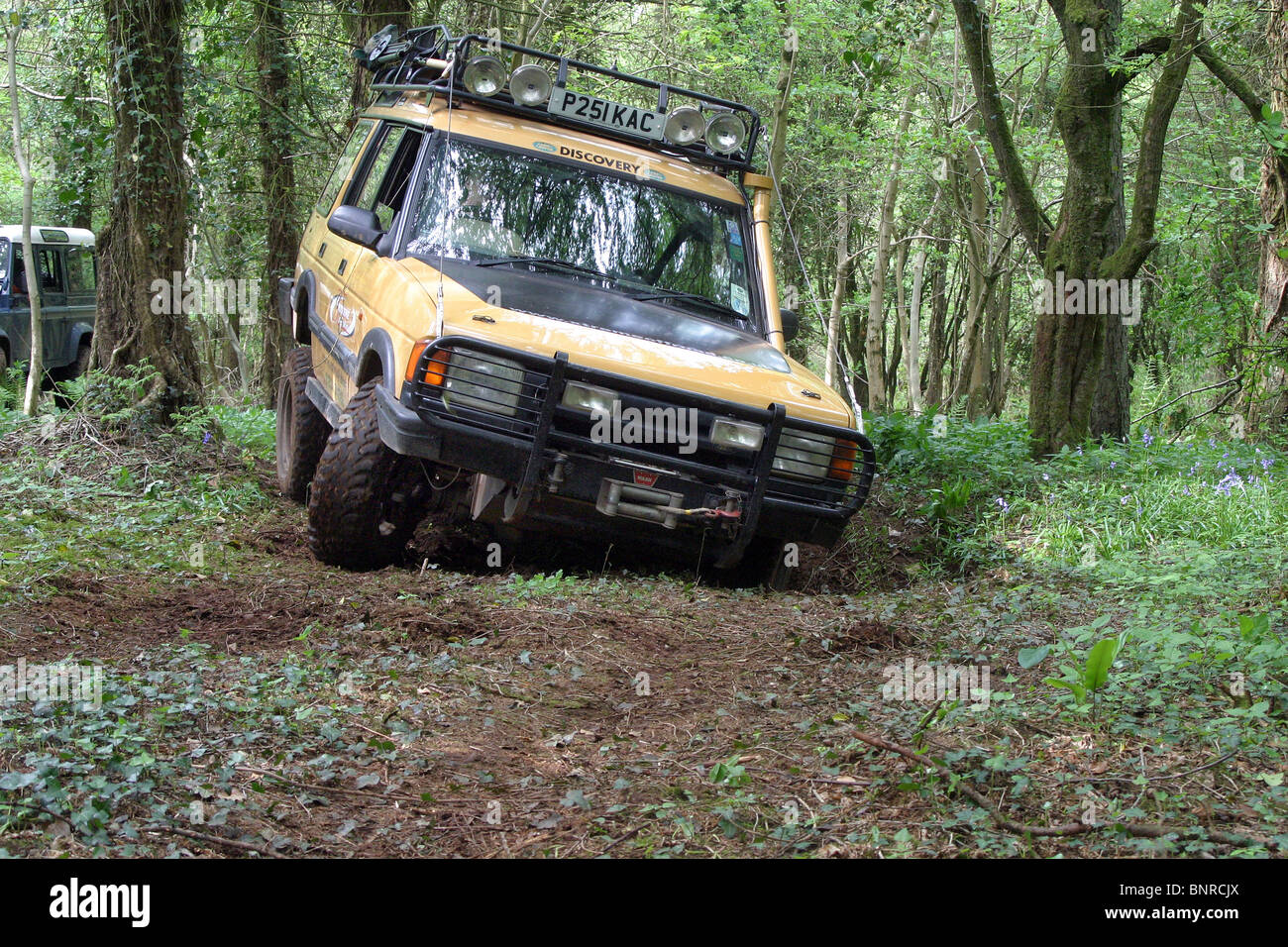Land Rover Discovery driving off road Stock Photo - Alamy