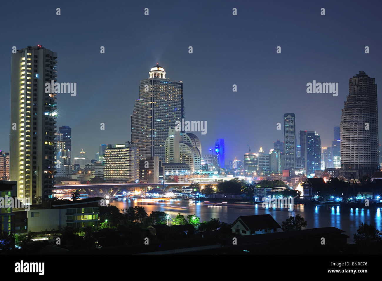 Night view of Taksin bridge in Bangkok Stock Photo - Alamy