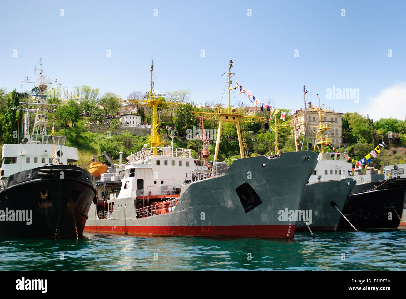Military ship repair hi-res stock photography and images - Alamy
