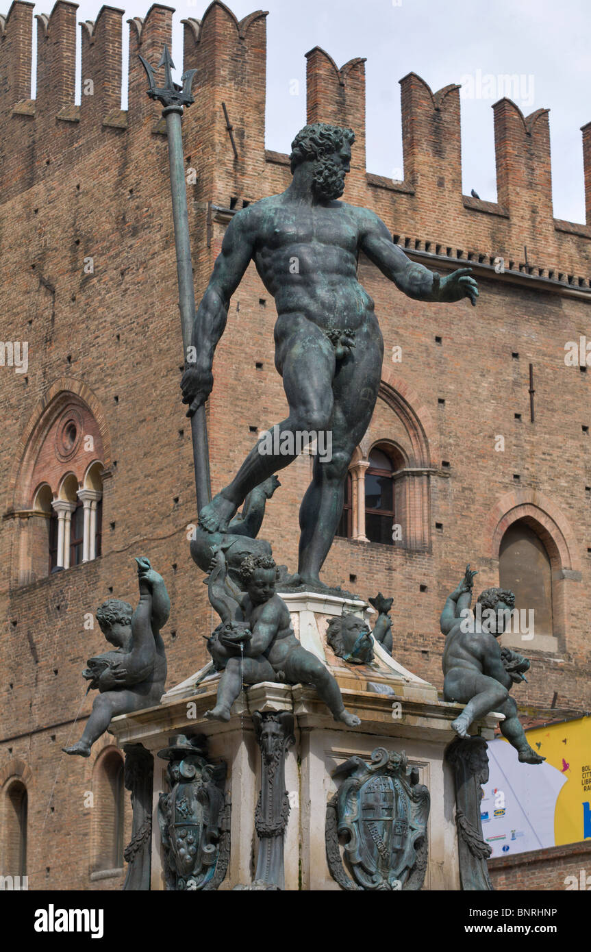 Fontana del Nettuno(fountain of neptune) statue of Neptune Piazza ...