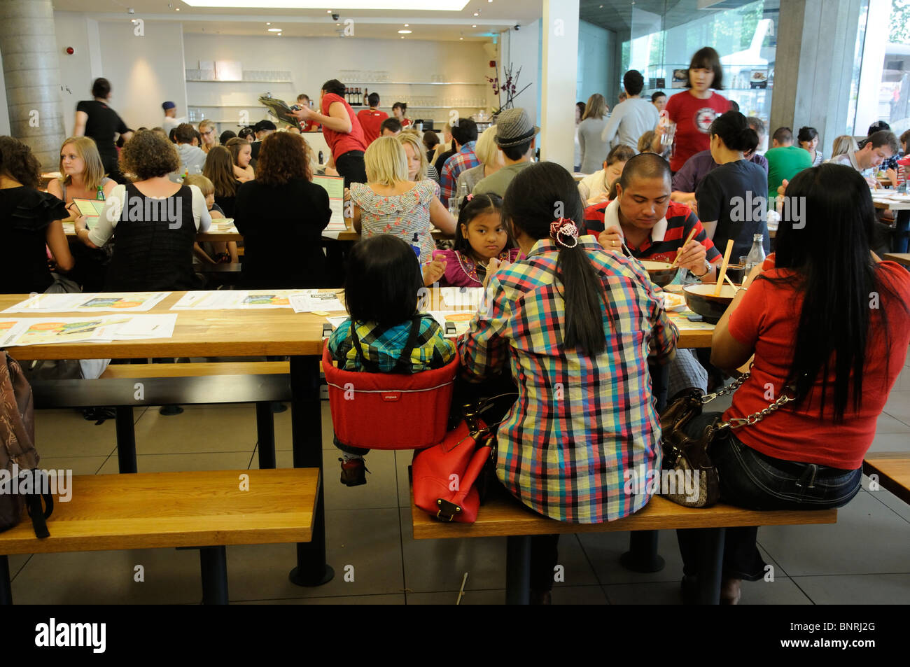 Busy restaurant interior family hi-res stock photography and images - Alamy