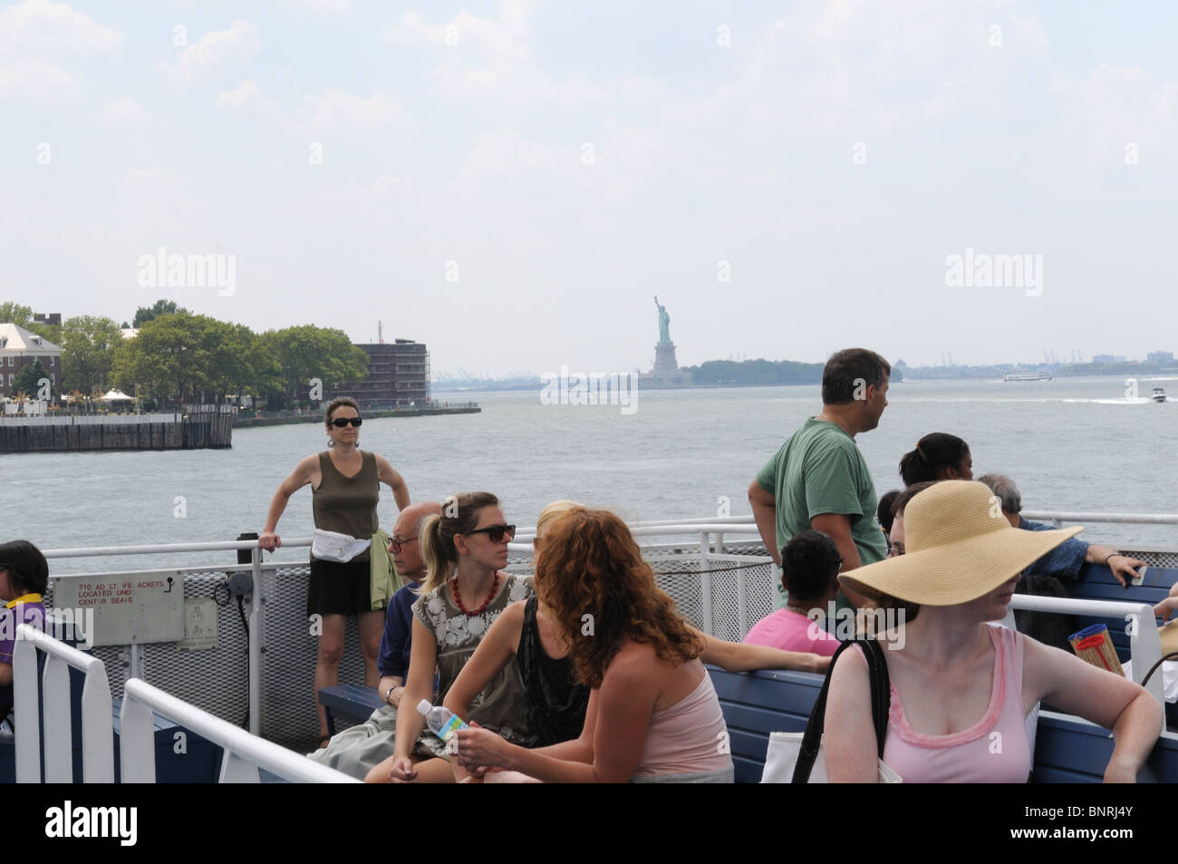 Governors island ferry hi-res stock photography and images - Alamy