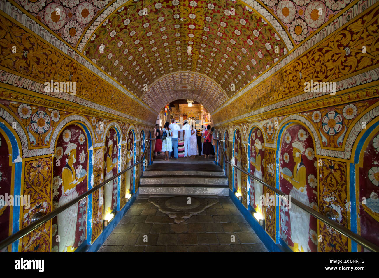 the temple of the sacred tooth relic hall Stock Photo - Alamy