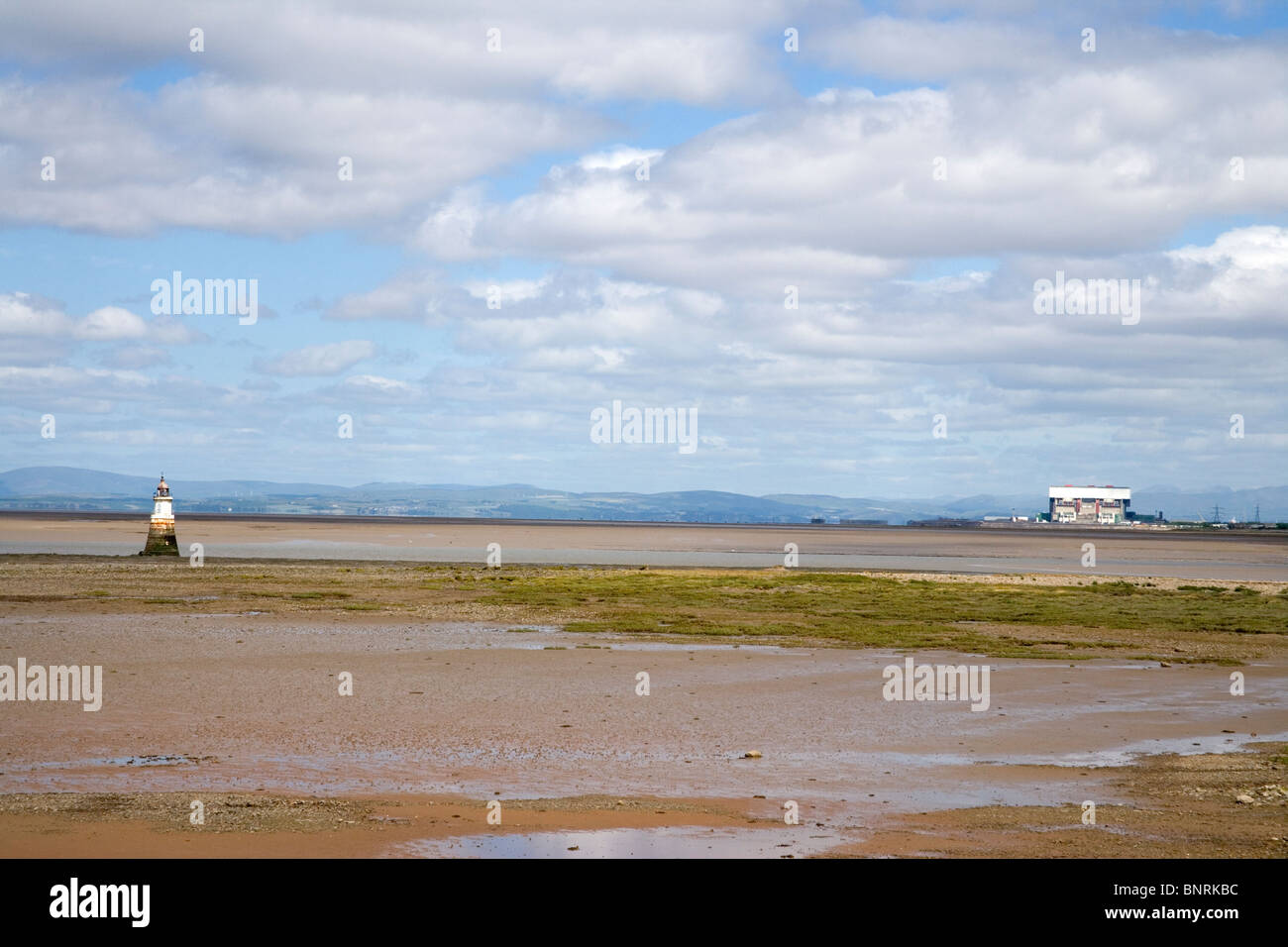 Heysham nuclear power station river hi-res stock photography and images ...