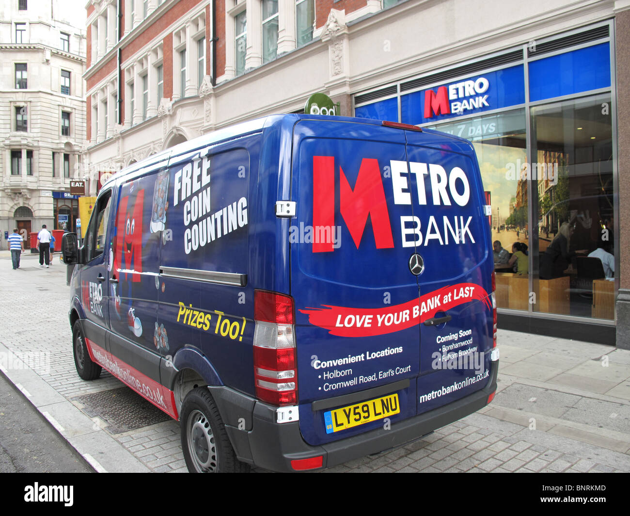 Metro Bank Banking Holborn London Stock Photo - Alamy