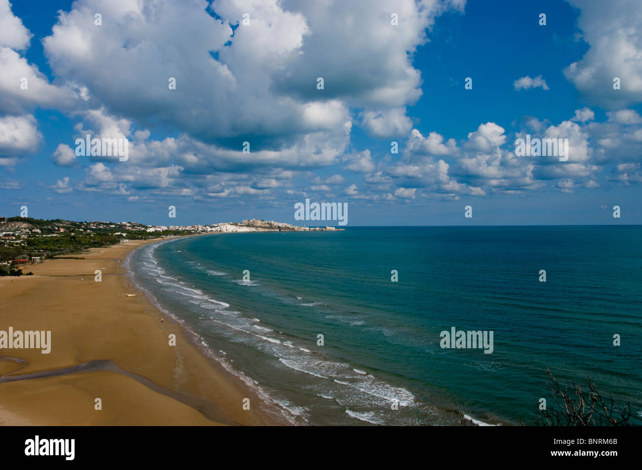 Italy, Puglia, Gargano coast Vieste beach Adriatic Stock Photo - Alamy
