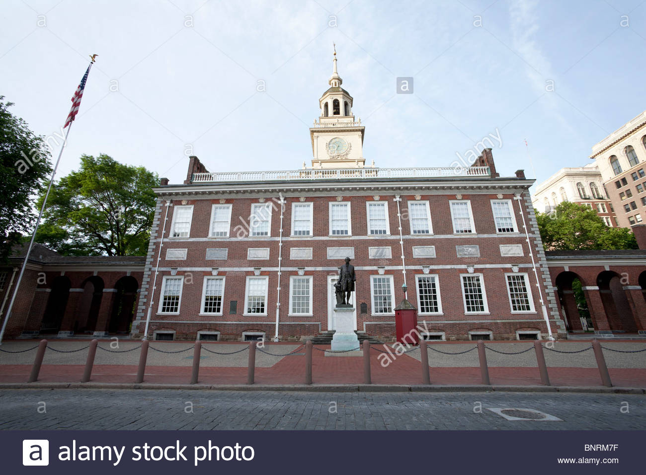 Independence Hall Philadelphia Exterior Stock Photos & Independence ...