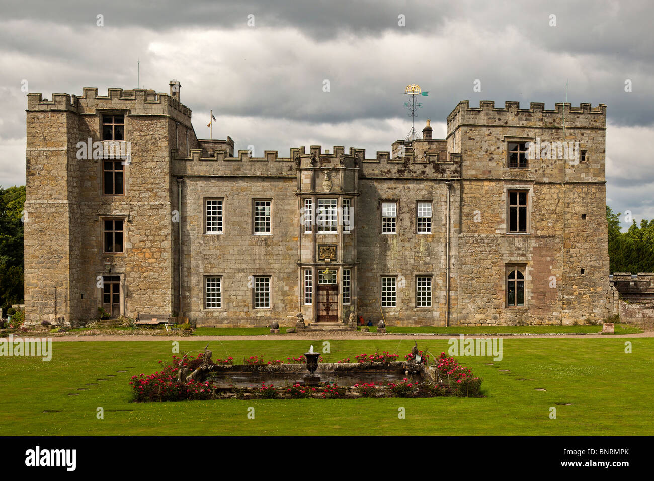 Chillingham castle Northumberland Stock Photo - Alamy