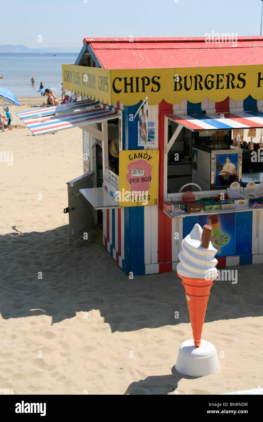 Food stall on weymouth beach hi-res stock photography and images - Alamy