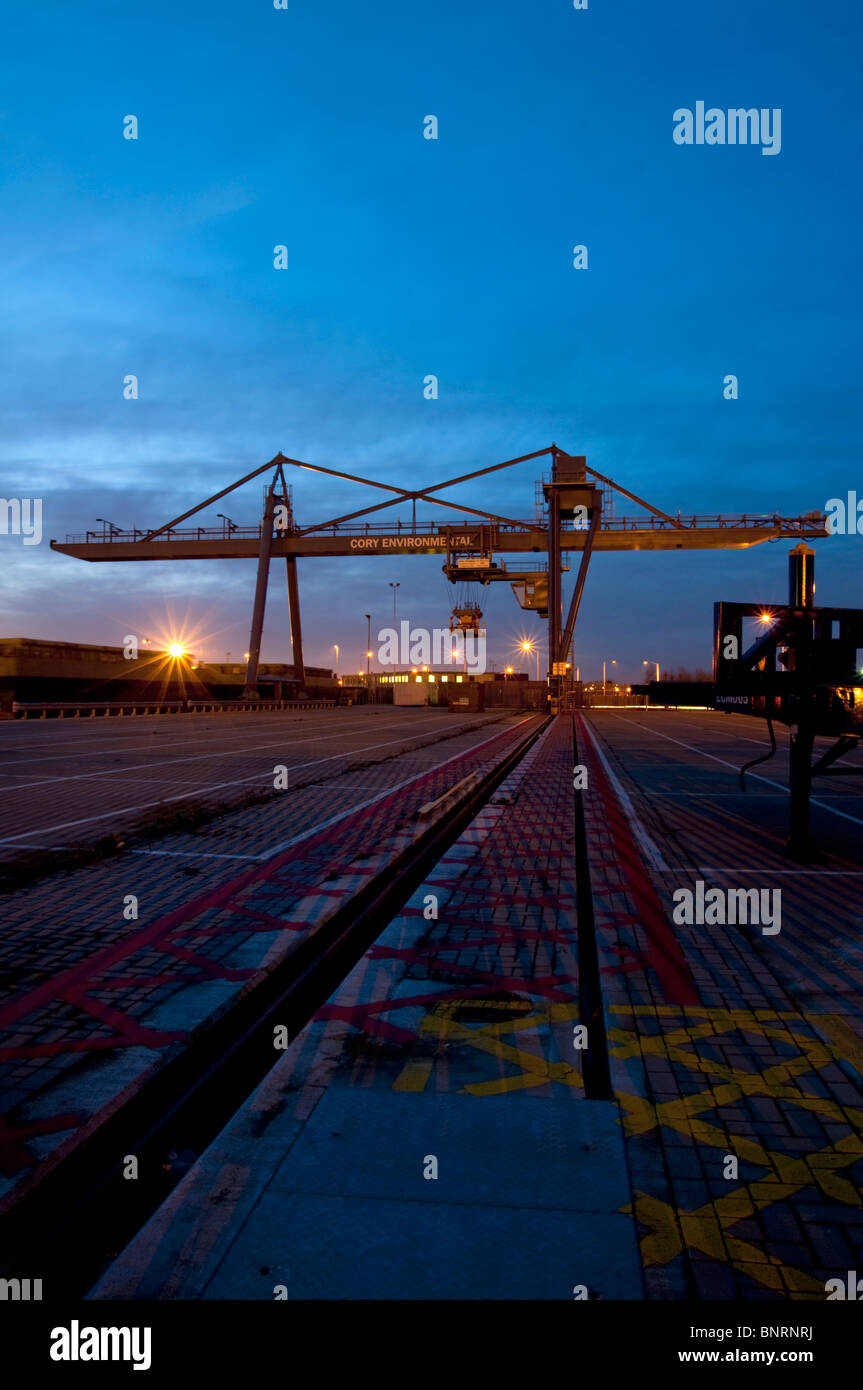 Tilbury docks hi-res stock photography and images - Alamy