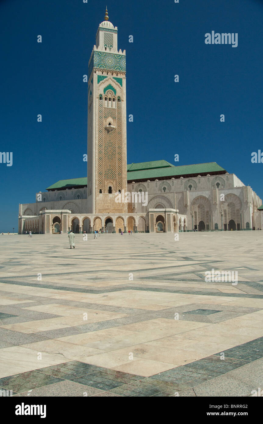 Third largest mosque hi-res stock photography and images - Alamy