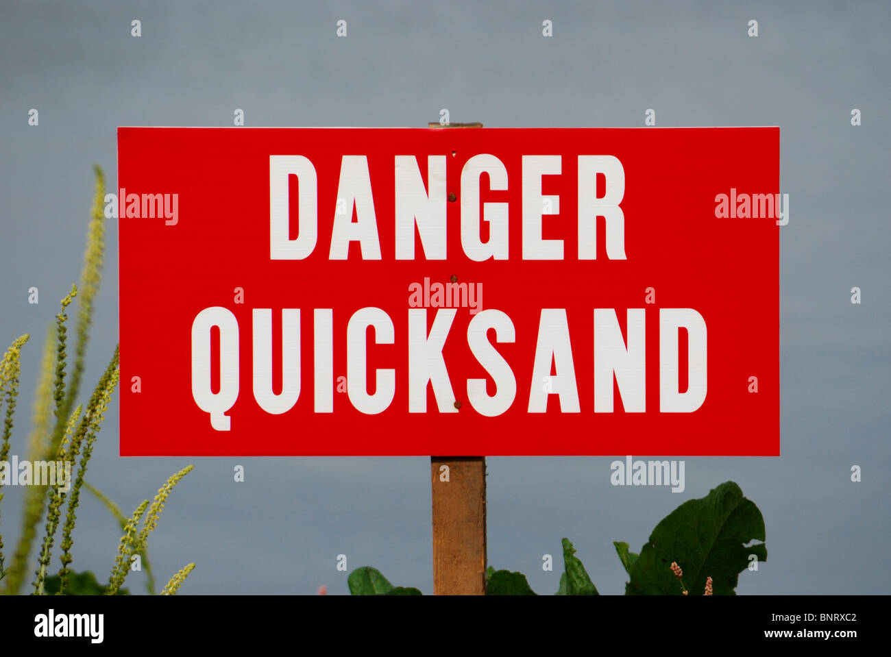 Danger quicksand hi-res stock photography and images - Alamy