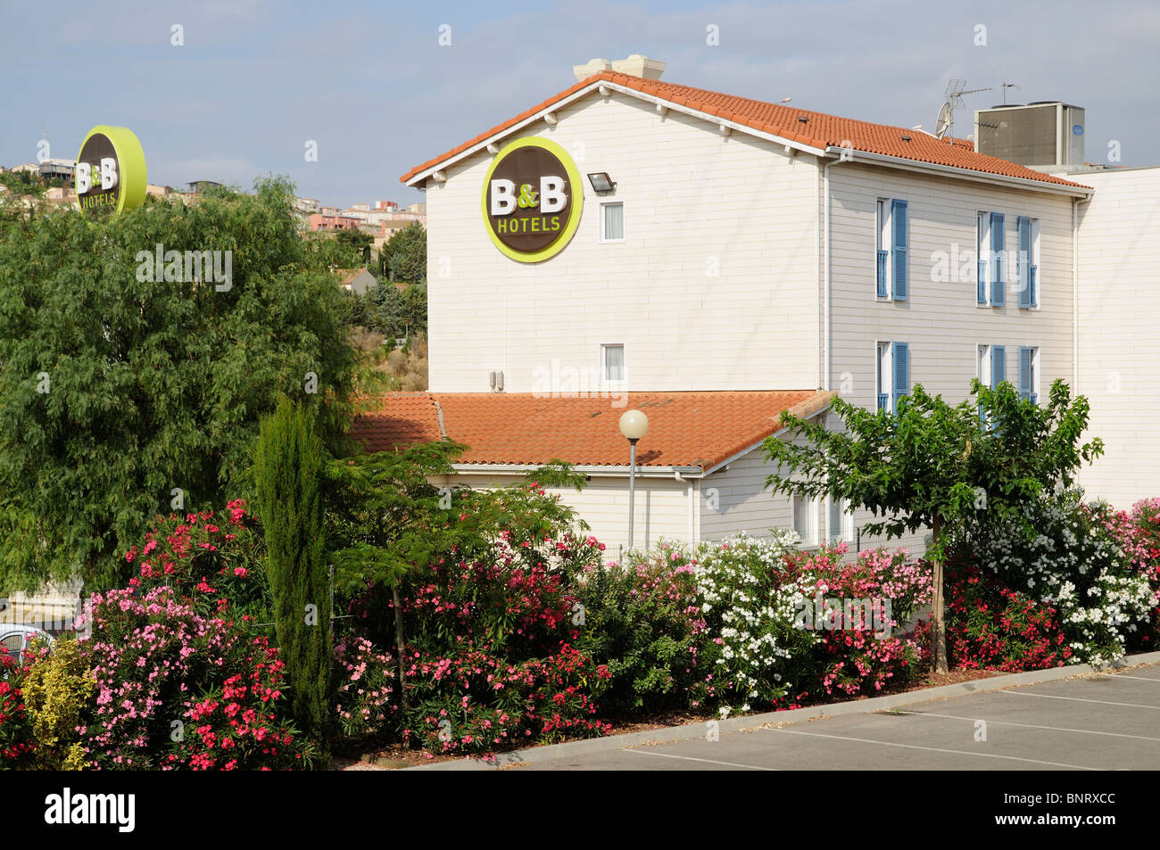 Cheap Hotel High Resolution Stock Photography and Images - Alamy