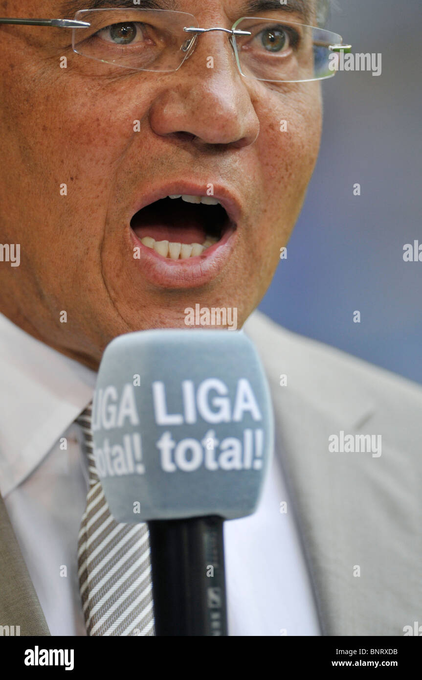 Felix magath schalke hi-res stock photography and images - Alamy