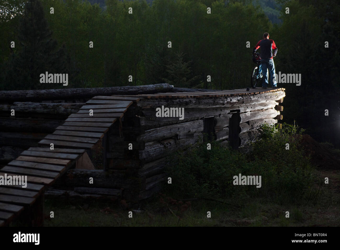 Drop log hi-res stock photography and images - Alamy