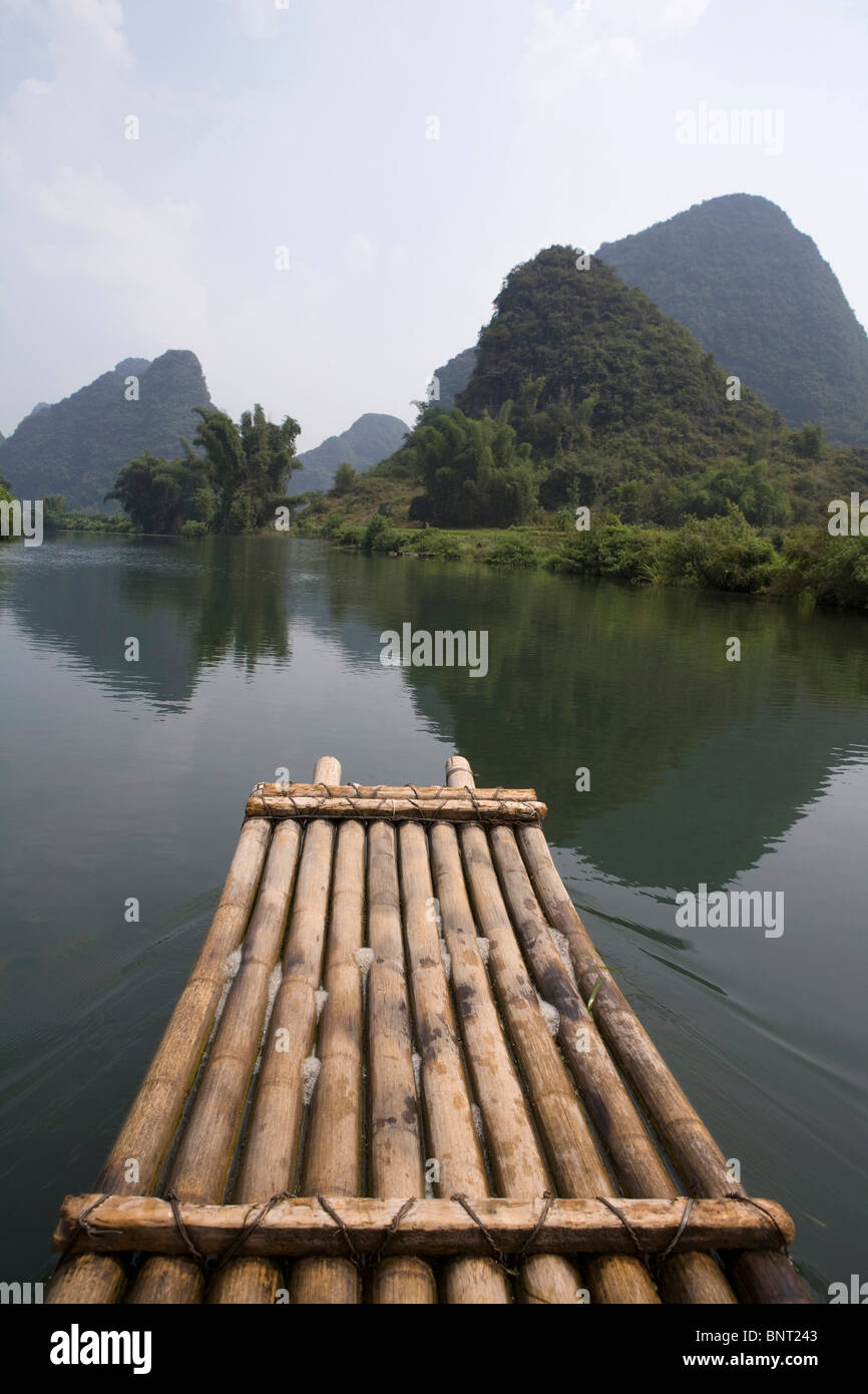 Raft on the Lijiang River Stock Photo - Alamy