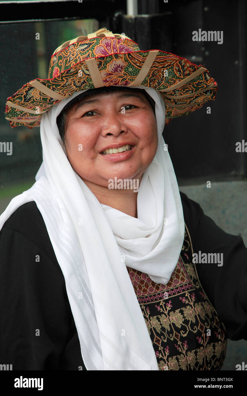 Indonesia; Java; Yogyakarta; woman portrait, people Stock Photo - Alamy