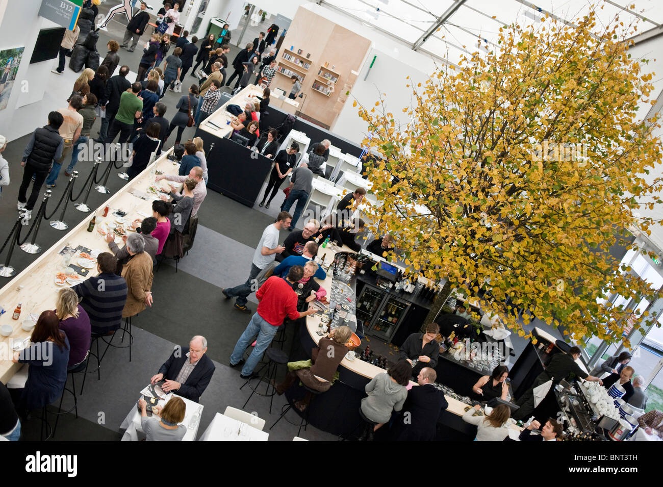 Frieze Art Fair London High Resolution Stock Photography and Images - Alamy