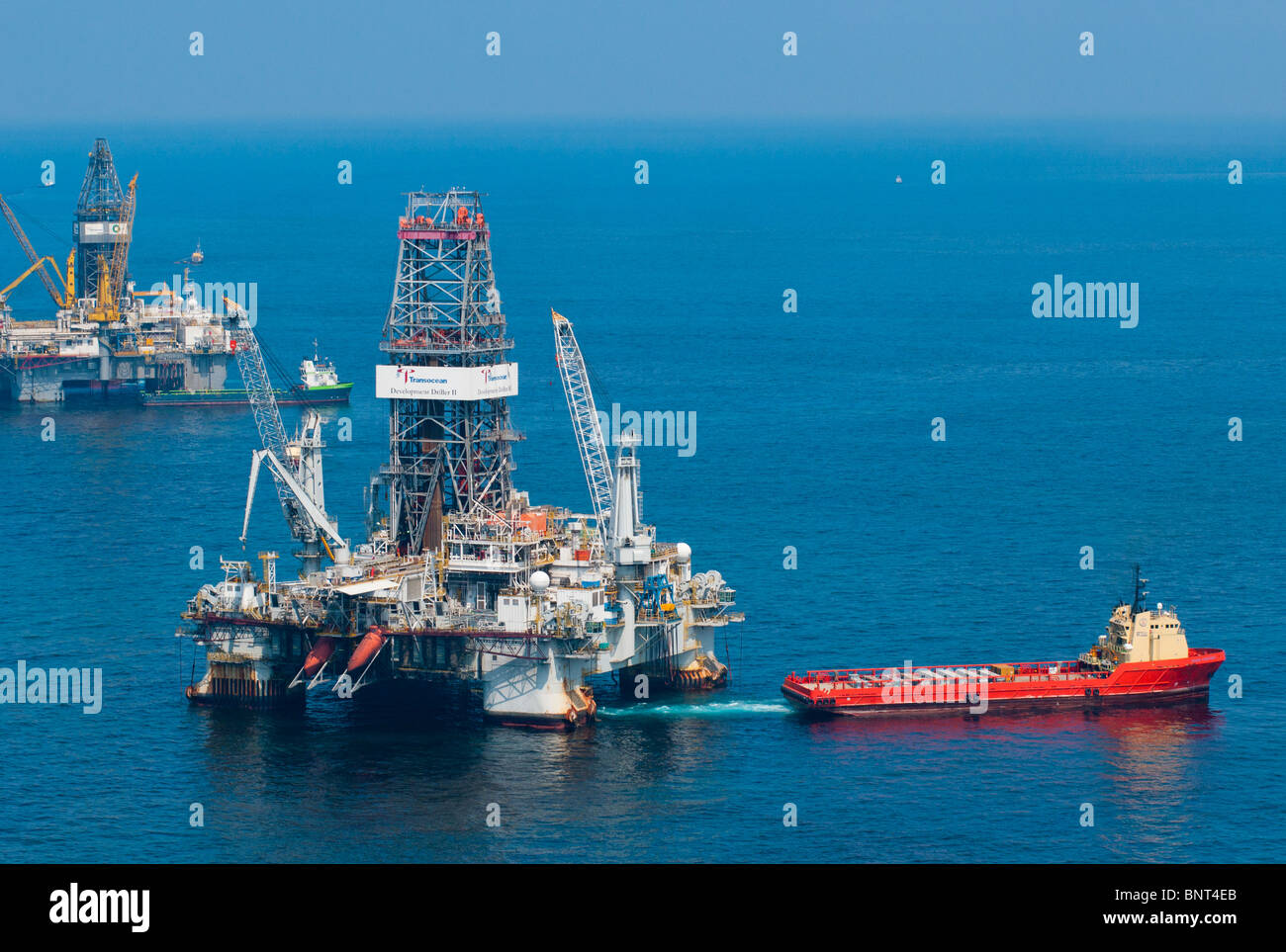 Drilling rigs hi-res stock photography and images - Alamy