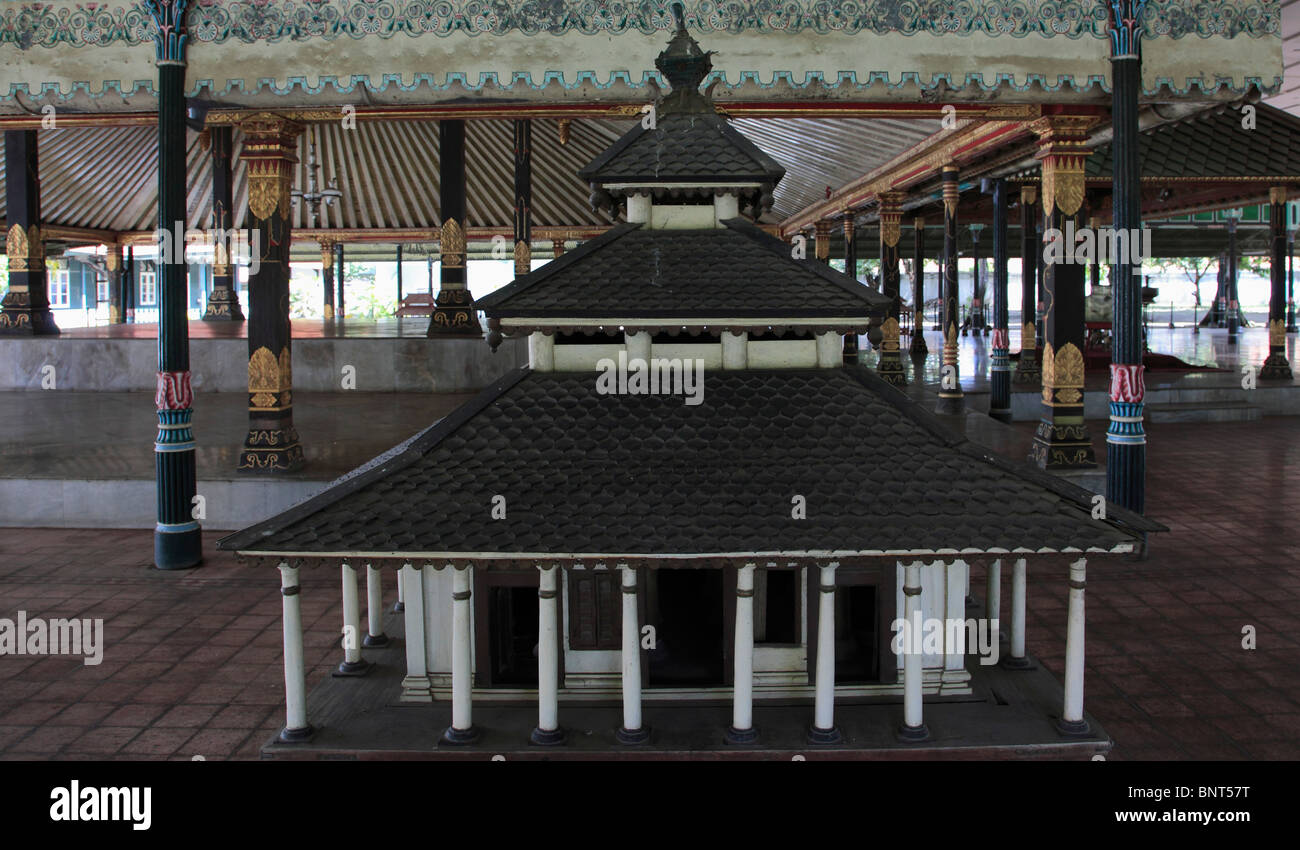 Indonesia; Java; Yogyakarta; Kraton, sultan's palace Stock Photo - Alamy