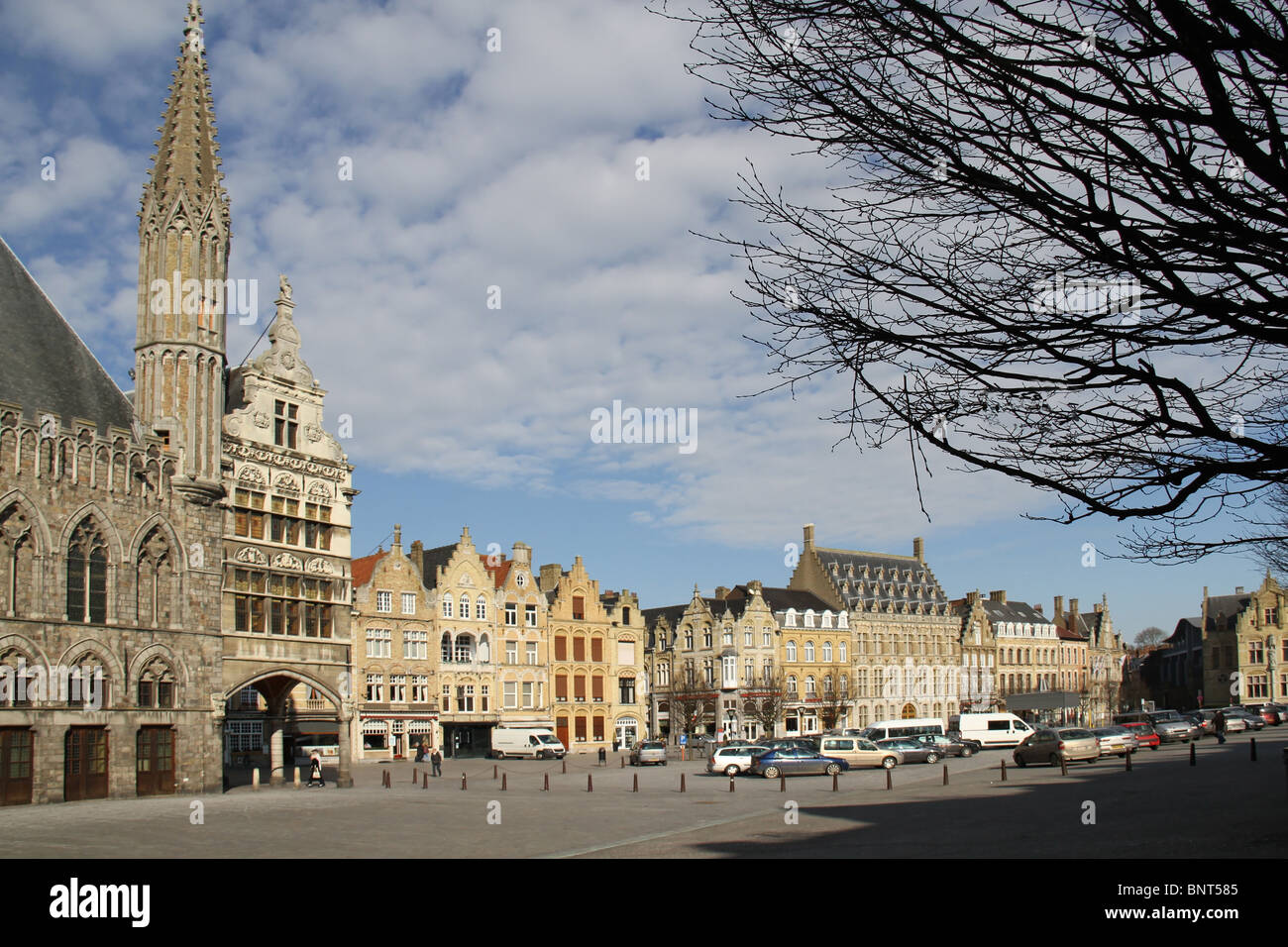 Market Square and Cloth Hall in Ypres, Belgium Stock Photo - Alamy