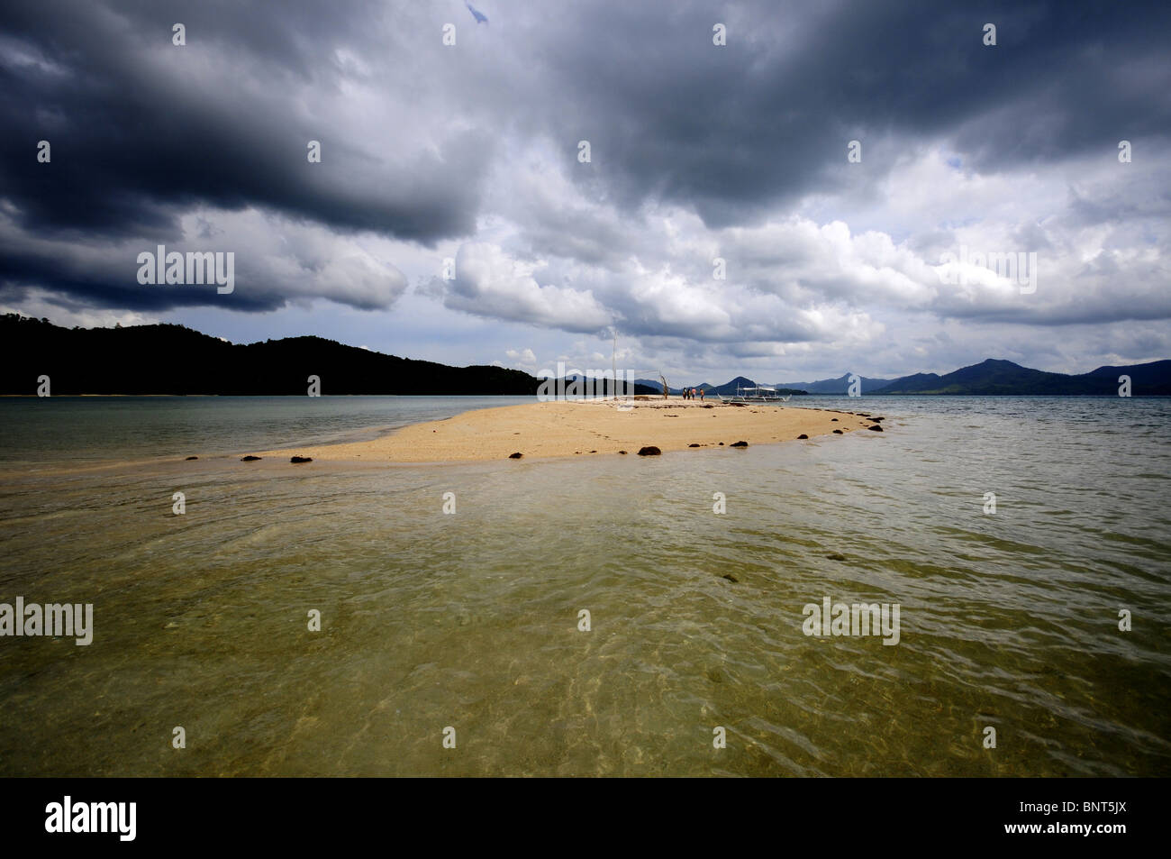 Bacuit bay el nido Palawan Stock Photo - Alamy