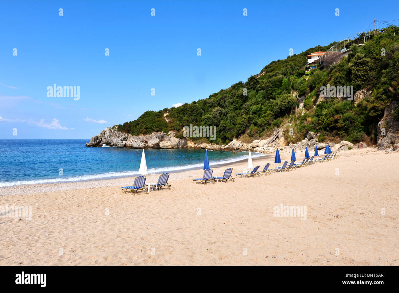 Empty beach greece hi-res stock photography and images - Alamy