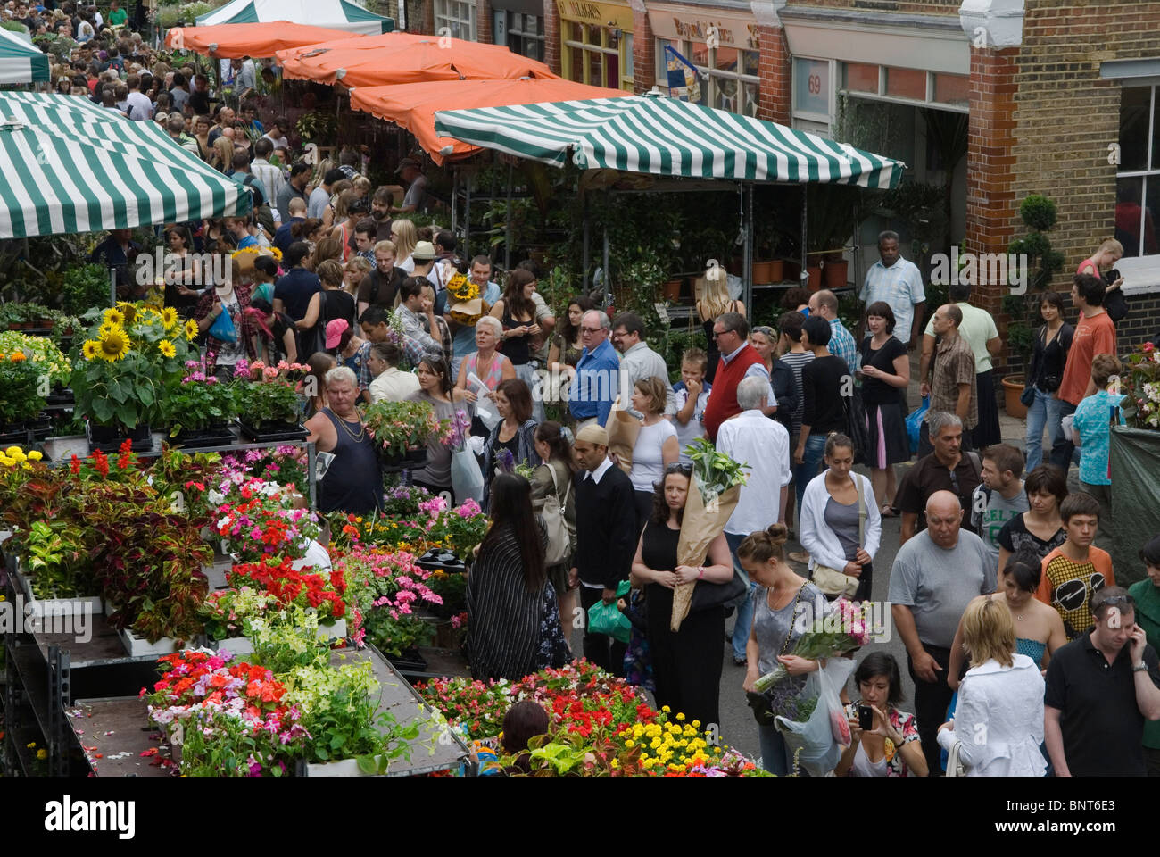 Columbia rd sunday market hi-res stock photography and images - Alamy