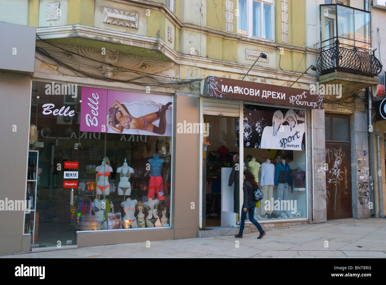 Clothing shops central varna black hi-res stock photography and images ...
