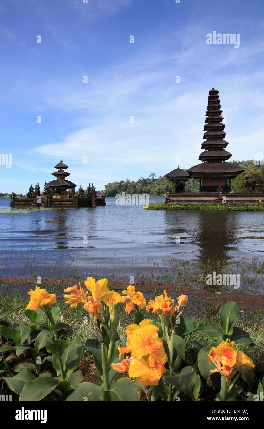 Indonesia, Bali, Lake Bratan, Ulun Danu Temple Stock Photo - Alamy