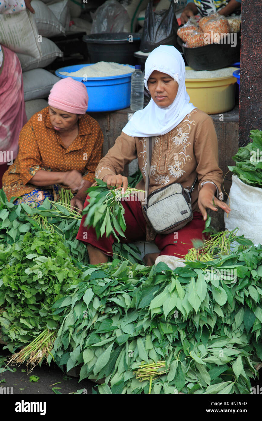 Indonesia; Java; Yogyakarta; market, people Stock Photo - Alamy
