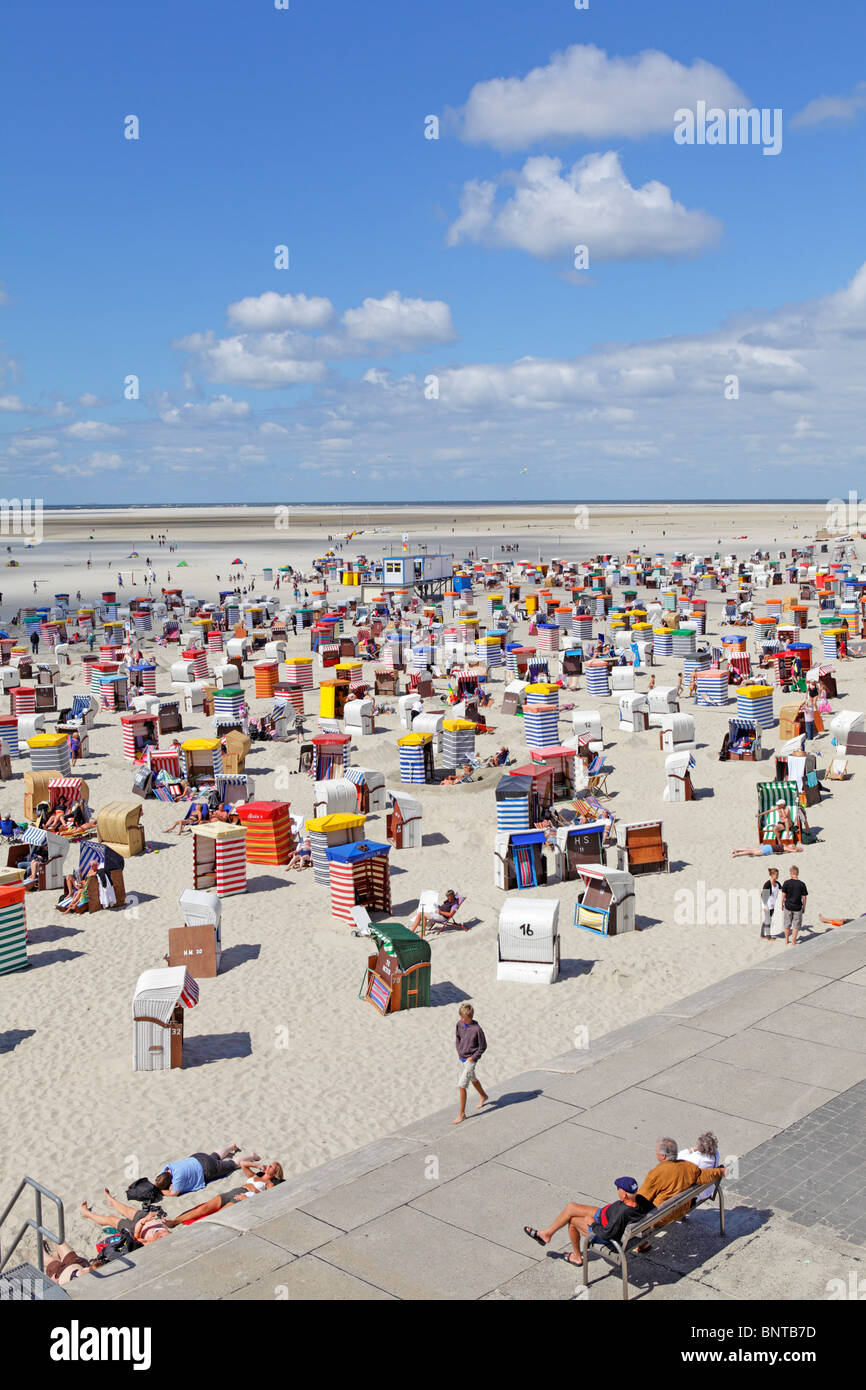 beach of Borkum Town, Borkum Island, East Friesland, North Sea Coast ...
