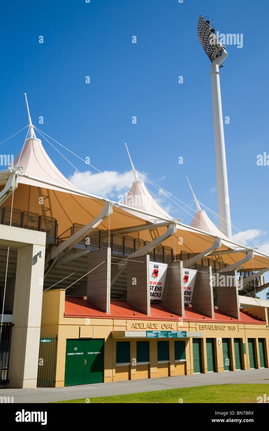 Historic adelaide oval hi-res stock photography and images - Alamy