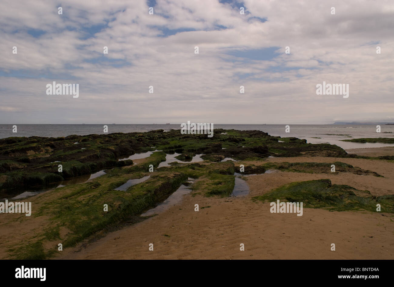 Clouds rock pools hi-res stock photography and images - Alamy
